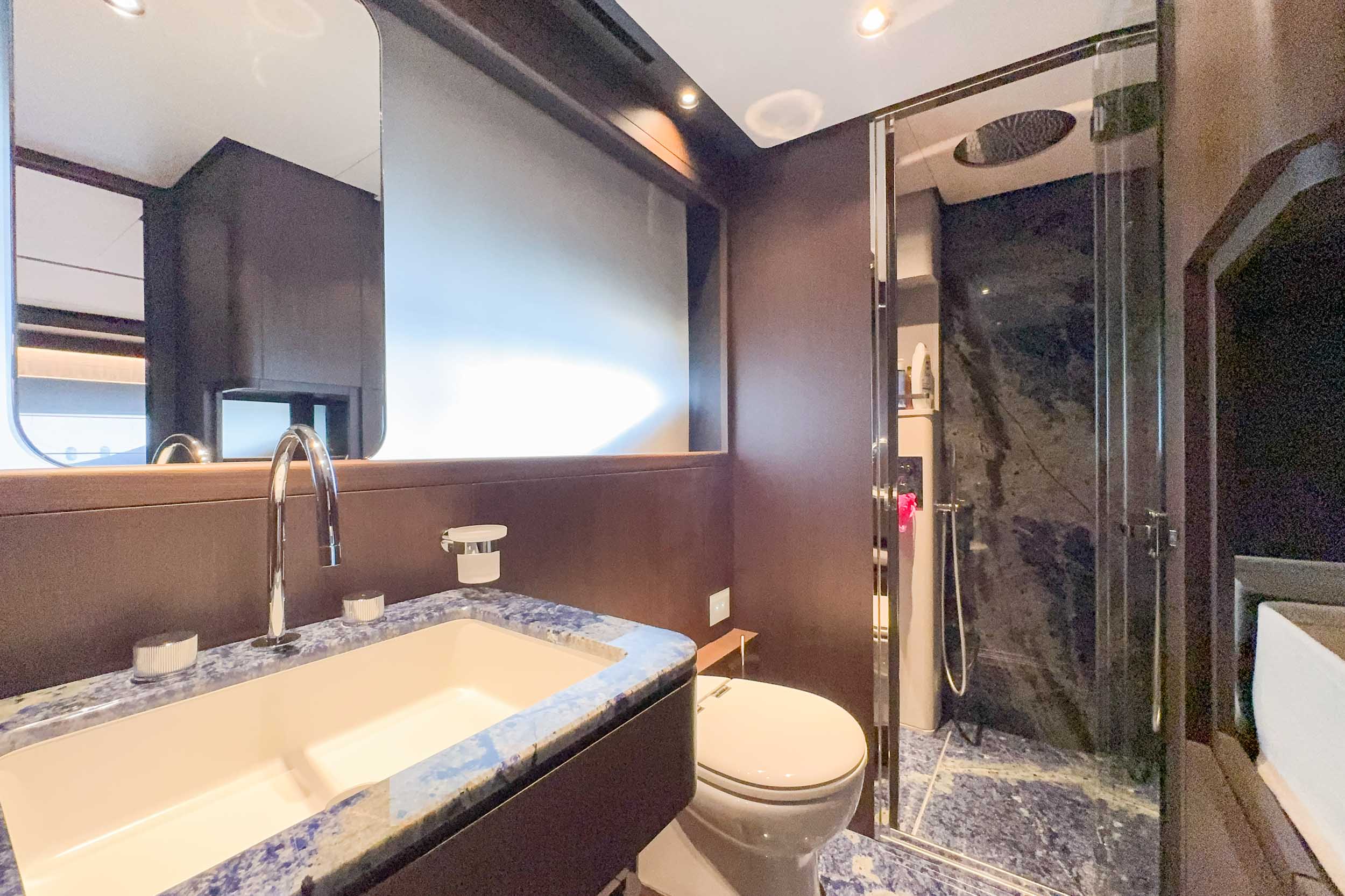 Motor yacht FERRETTI 860 for Sale - Price, description - Nord Star ...